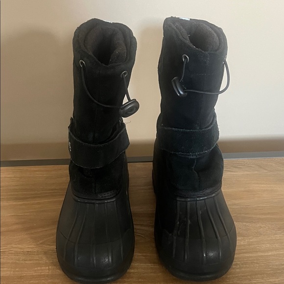 totes | Shoes | Totes Black Winter Boots With Velcro | Poshmark